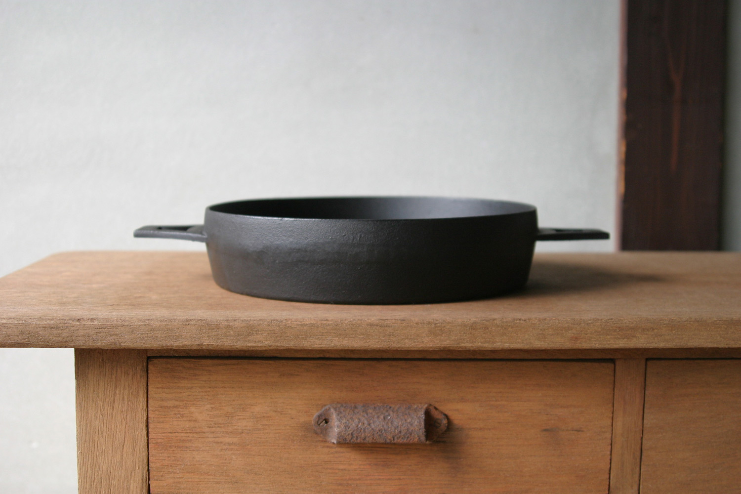 Rikucho Ogasawara - Sukiyaki Pot from Japan | Shokunin.com